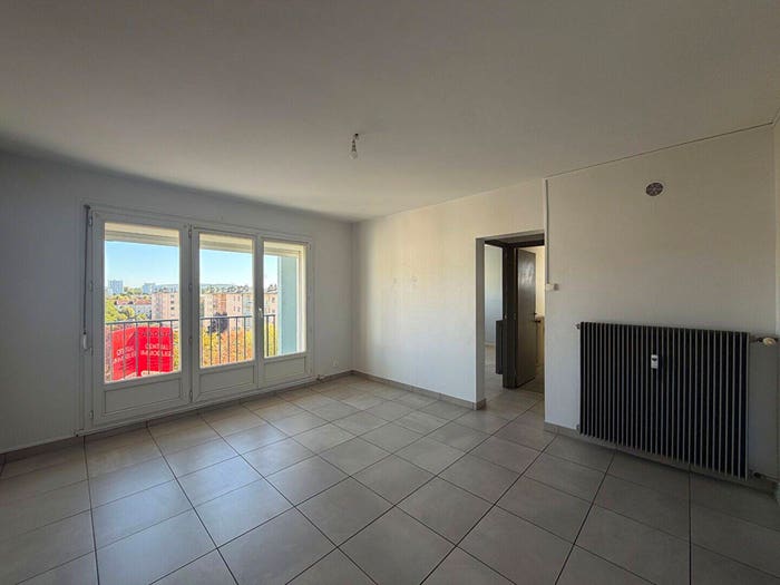 Jean XXIII, Saint-Max - Appartement 2 pièces à louer