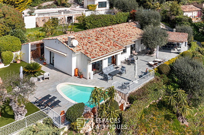 Maison à vendre - Carros - 6 pièces - 4 chambres