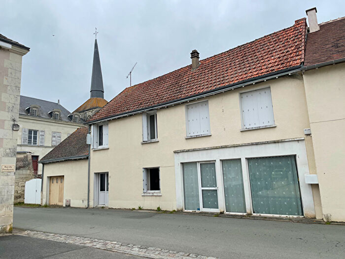 Maison à vendre - Coussay-les-Bois - 8 pièces - 4 chambres