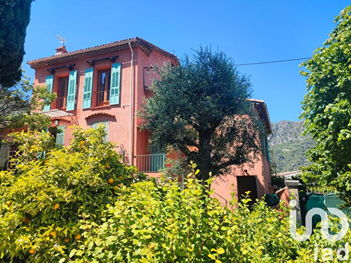 Maison à vendre - Le Broc - 7 pièces - 5 chambres