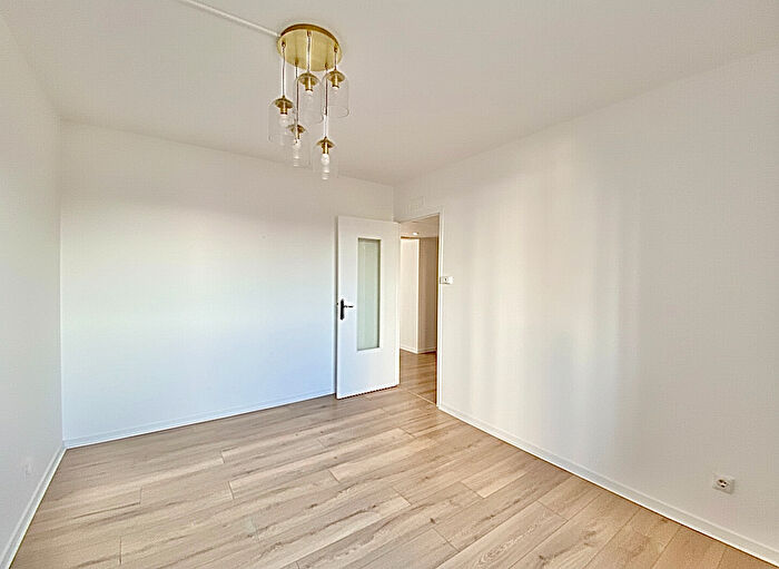 Appartement à vendre - Marseille e , La Blancarde - 3 pièces - 1 chambre