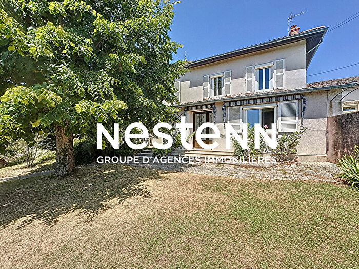 Maison à vendre - Juliénas - 7 pièces - 6 chambres