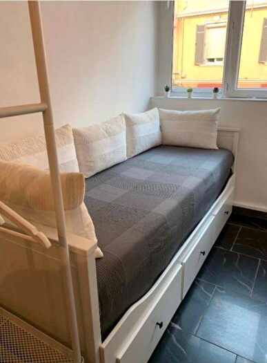 Appartement à louer - Centre-ville, Cannes - 1 pièce