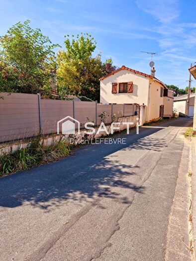 Maison à vendre - Saint-Cyr - 4 pièces - 3 chambres