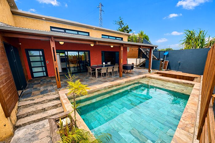 Maison à vendre - Le Tampon, Dassy - 4 pièces - 3 chambres