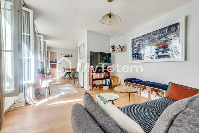 Appartement à vendre - Paris e , Belleville, Saint-Maur - 3 pièces - 2 chambres