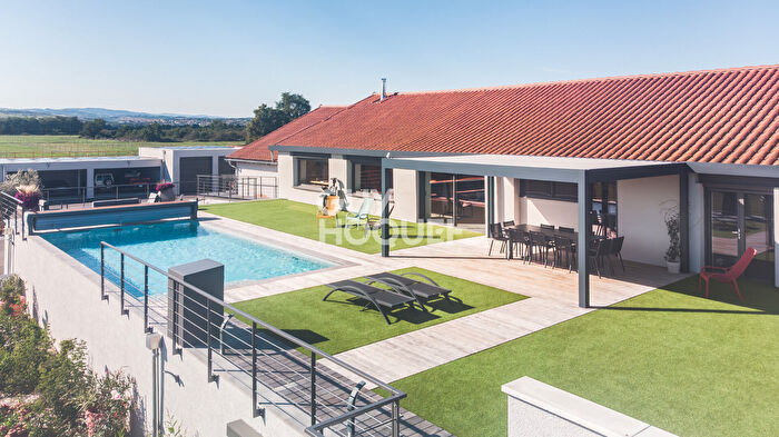 Maison à vendre - Pommiers - 8 pièces - 6 chambres