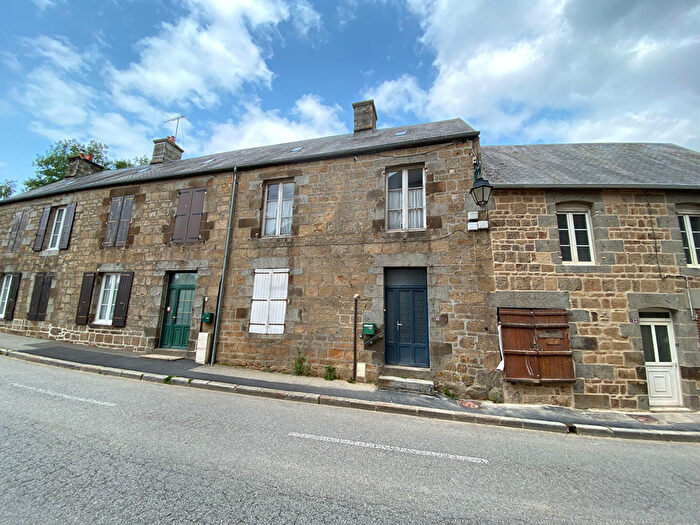 Maison à vendre - Carrouges - 4 pièces - 2 chambres