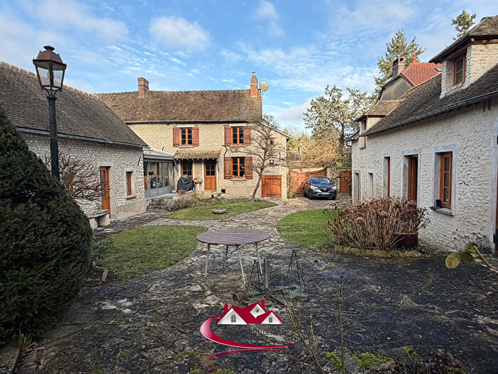 Maison à vendre - Berchères-sur-Vesgre - 7 pièces - 5 chambres