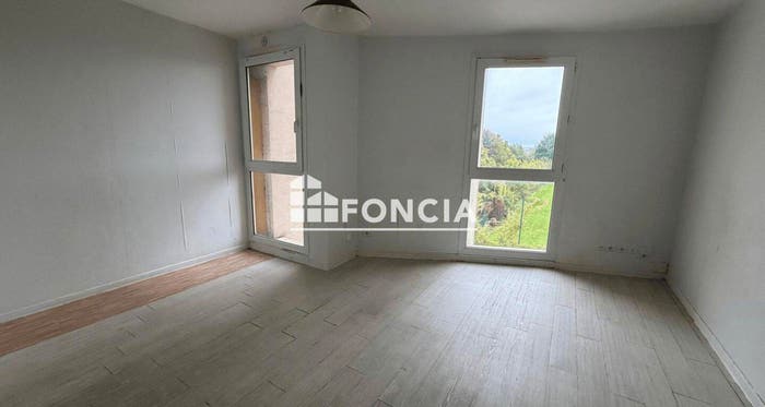 Saint Sauveur, Arras : Appartement 1 pièce à louer