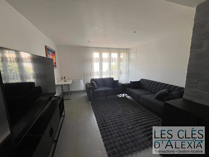 Appartement 3 pièces à vendre à Vaulx-en-Velin, Village