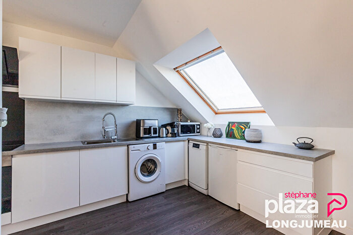 Appartement à vendre - Longjumeau, Centre-ville, Mairie - 3 pièces - 2 chambres