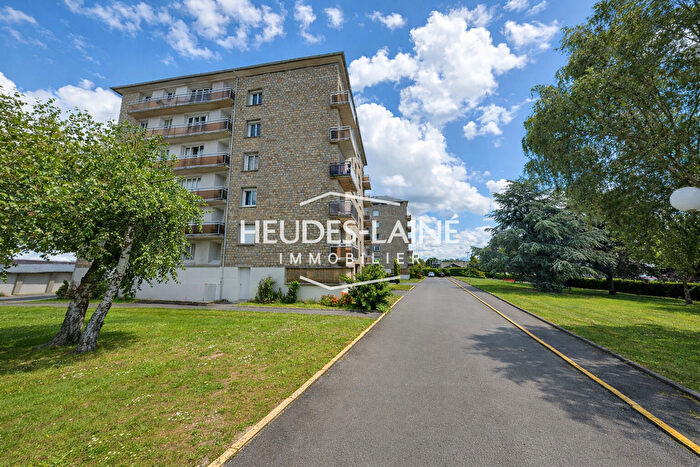 Appartement à vendre - Saint-Martin-des-Champs - 2 pièces - 1 chambre