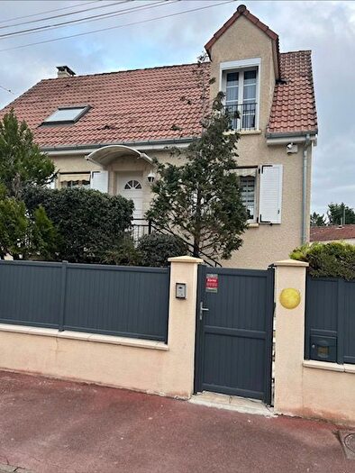 Maison à vendre - Noisy-le-Grand, Sud - 5 pièces - 4 chambres
