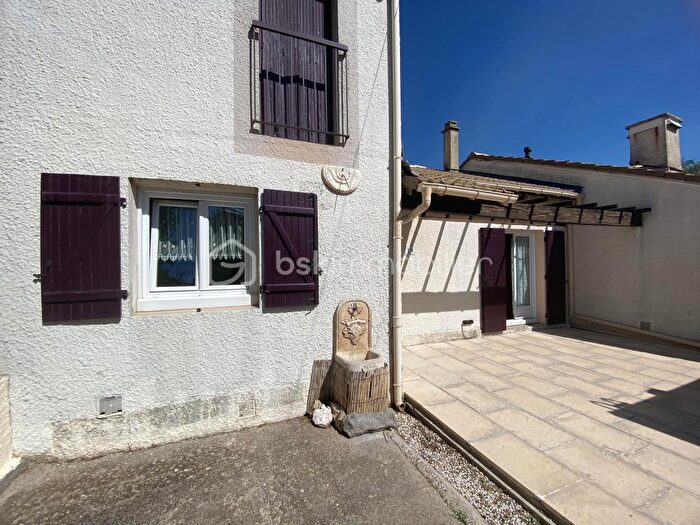 Maison 5 pièces à vendre à Saint-Christol