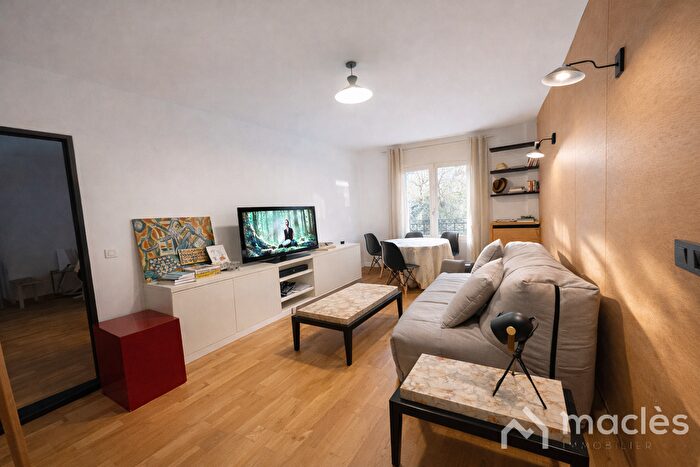 Appartement à vendre - Courbevoie, Marceau République - 2 pièces - 1 chambre