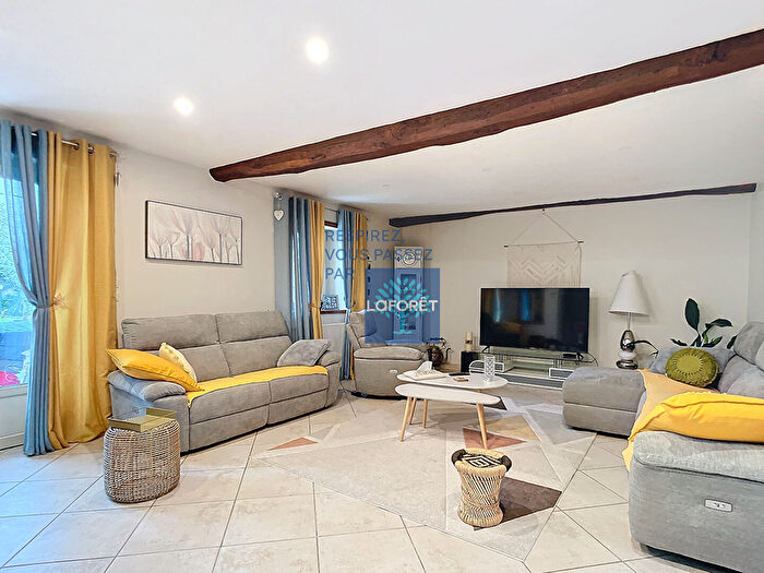 Maison à vendre - Montataire, Bas de la ville - 8 pièces - 6 chambres