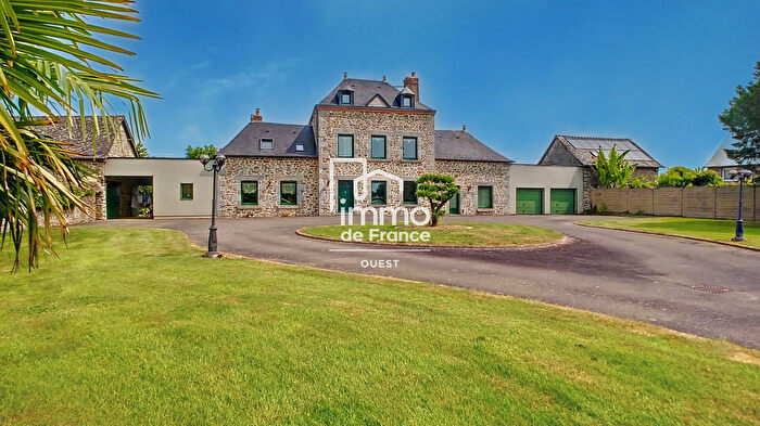 Maison à vendre - Aron - 12 pièces - 8 chambres