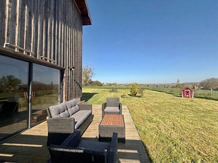 Maison à vendre - Langon - 4 pièces - 3 chambres