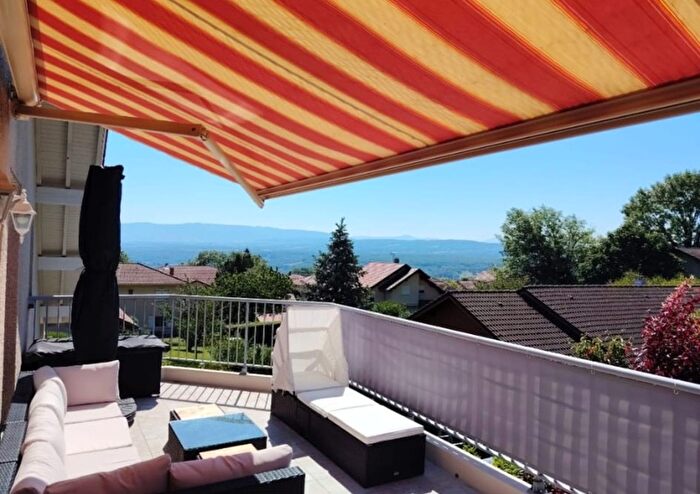 Collonges - Appartement 4 pièces à vendre