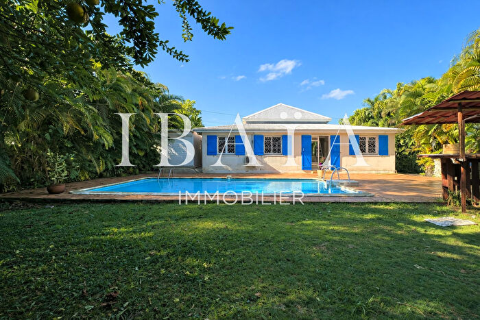 Maison 5 pièces à Baie-Mahault, à vendre