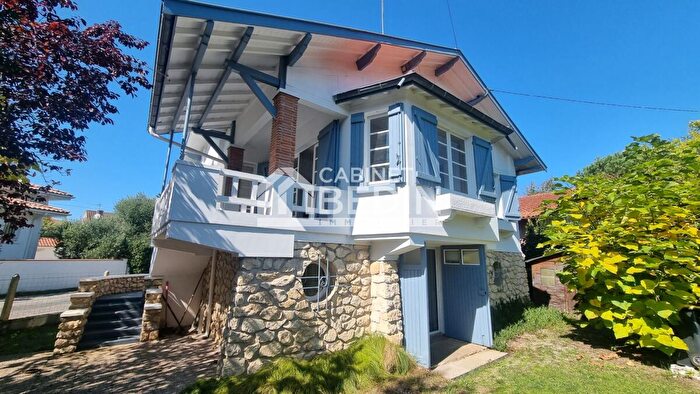 Maison à vendre - Andernos-les-Bains, Broustey, Falgouët - 5 pièces - 3 chambres