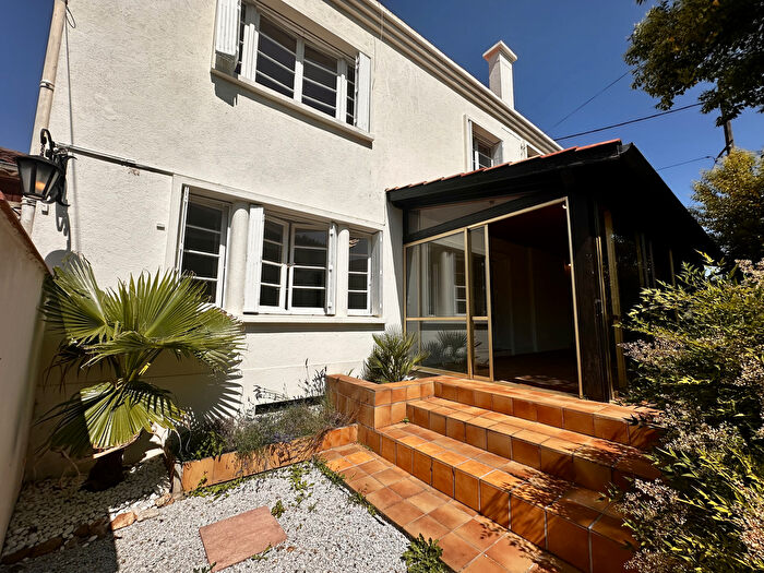 Maison 5 pièces à Villeneuve-sur-Lot, Sainte-Catherine, à vendre