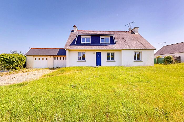 Yffiniac : Maison 7 pièces à vendre