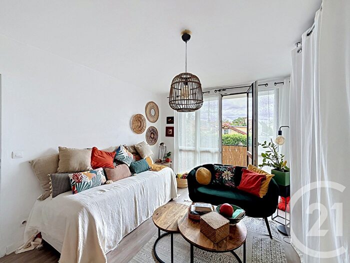 Ivry-sur-Seine, Monmousseau, Verollot : Appartement 1 pièce à vendre