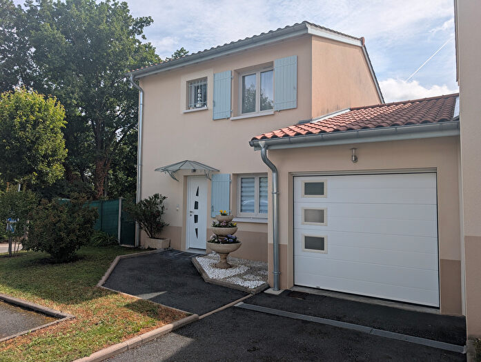 Maison 4 pièces à Sain-Bel, à vendre