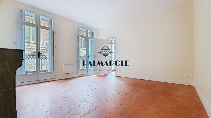 Centre Ville, Perpignan - Appartement 3 pièces à louer