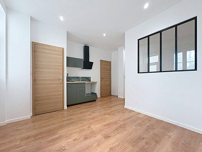 Appartement 1 pièce à louer - Reims, Clairmarais, Charles Arnould