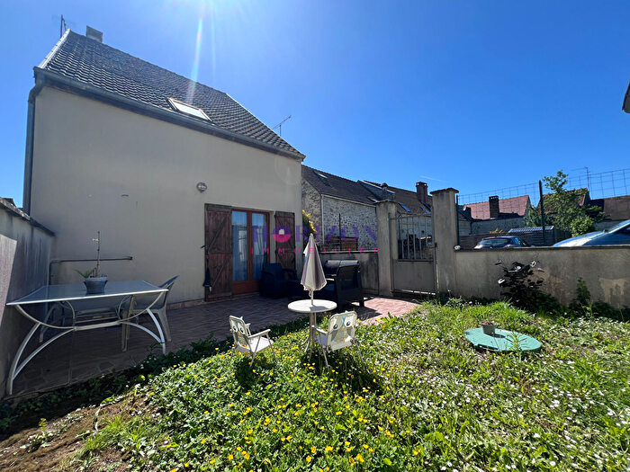 Maison à vendre - Thiers-sur-Thève - 5 pièces - 3 chambres