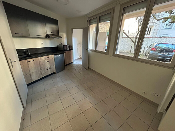 Appartement à louer - Poitiers, Centre-ville - 1 pièce