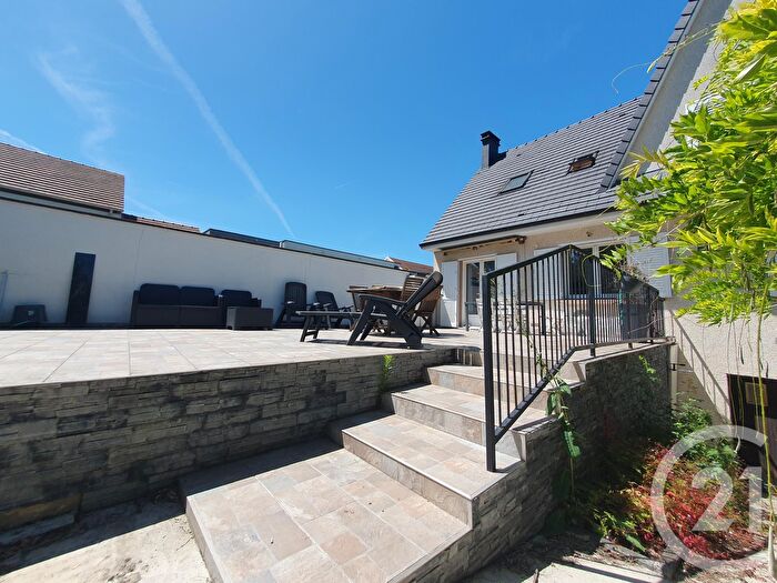 Maison 7 pièces à Noiseau, à vendre