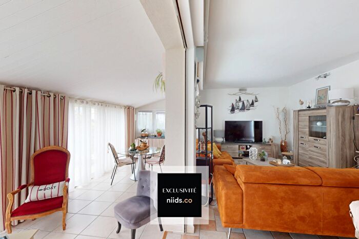 Maison à vendre - Lagord - 7 pièces - 5 chambres