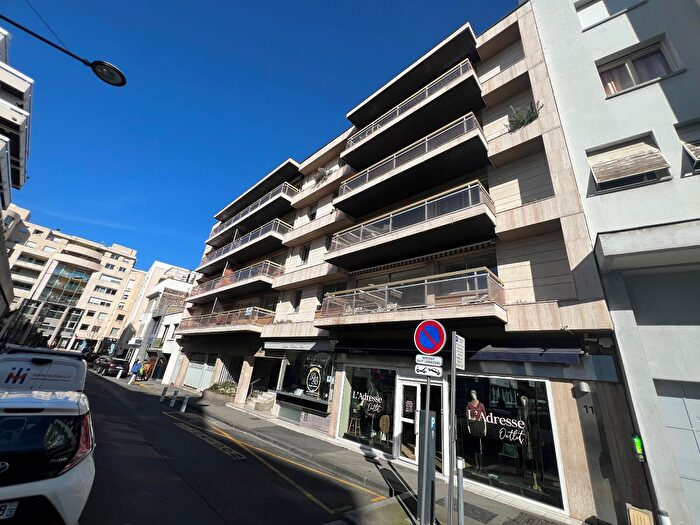 Appartement à louer - Clermont-Ferrand, Jaude, Fontgiève Saint-Alyre - 2 pièces - 1 chambre