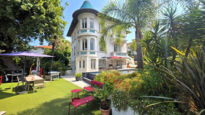 Maison à vendre - Nice, Valrose - 7 pièces - 1 chambre