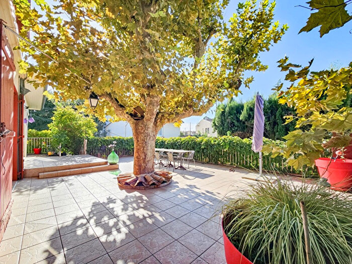 Maison à vendre - Saint-Rambert-dAlbon - 10 pièces - 6 chambres