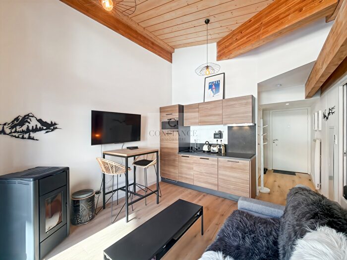 Appartement à vendre - Saint-Étienne-de-Tinée - 2 pièces - 1 chambre