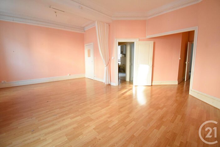 Appartement à vendre - Vichy, Vieux Vichy - 5 pièces - 2 chambres