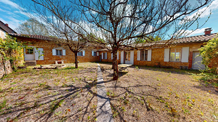 Jujurieux - Maison 13 pièces à vendre