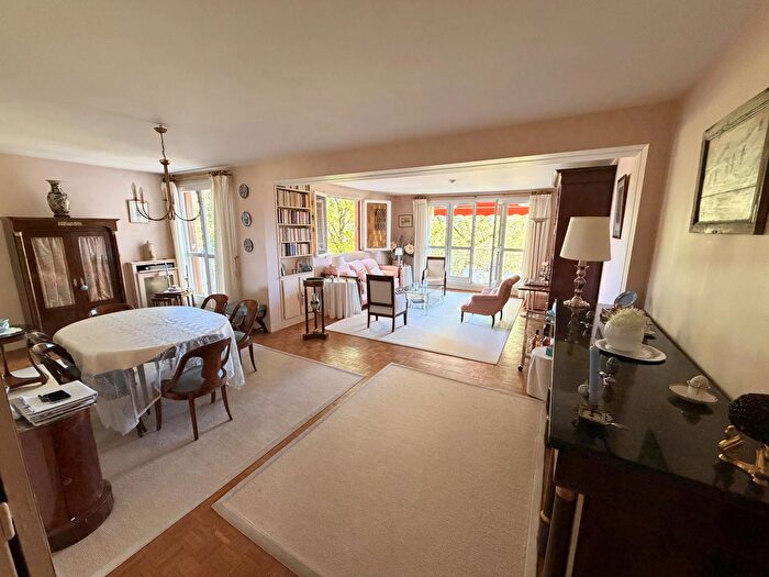 Appartement 6 pièces à vendre à Saint-Germain-en-Laye, Hennemont