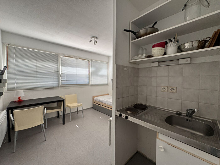 Appartement à louer - Montpellier, Les Cévennes, Clementville - 1 pièce