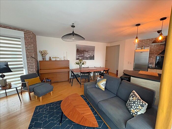 Appartement à louer - Alfortville, Mairie, Gare - 3 pièces - 2 chambres