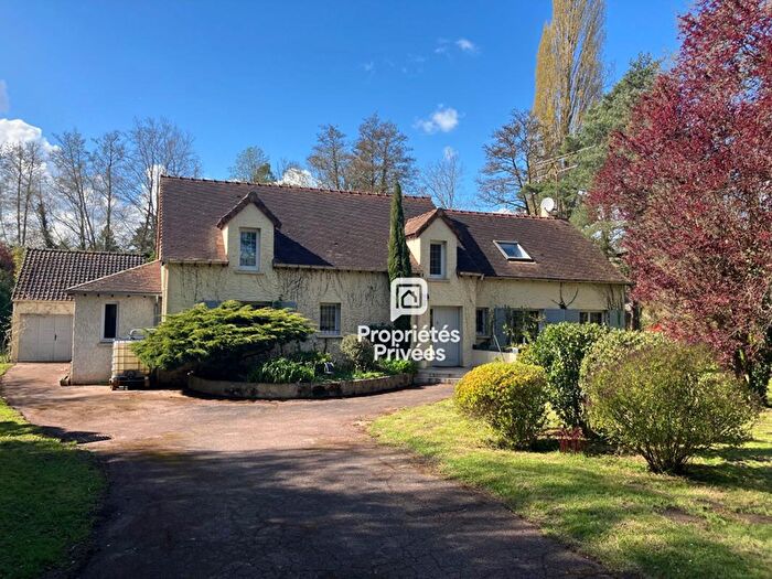 Maison 8 pièces à Saint-Rémy-lHonoré, à vendre