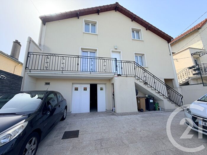Maison 5 pièces à vendre à Montigny-lès-Cormeilles, Village