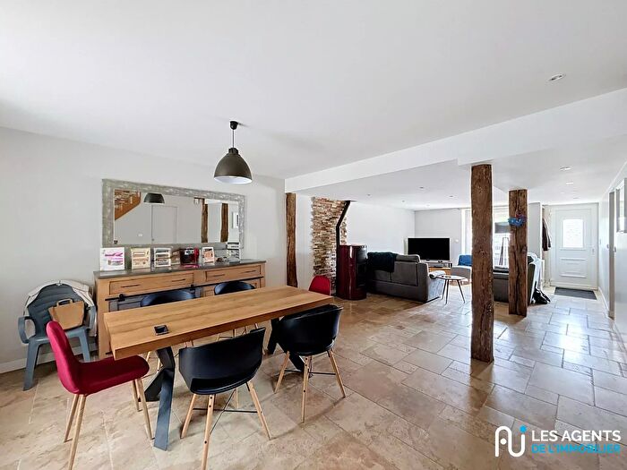 Gidy - Maison 7 pièces à vendre