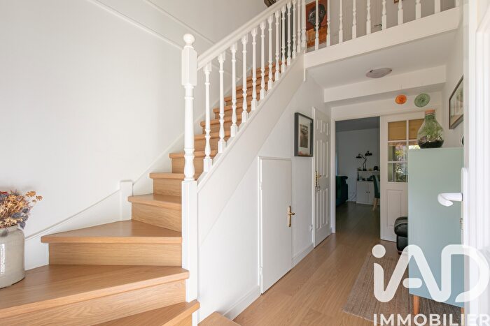 Maison à vendre - La Queue-en-Brie - 6 pièces - 4 chambres