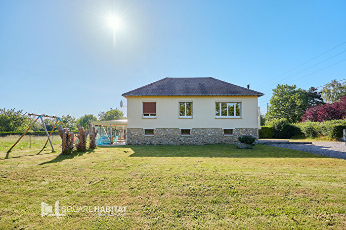 Saint-Christophe-sur-Condé : Maison 6 pièces à vendre